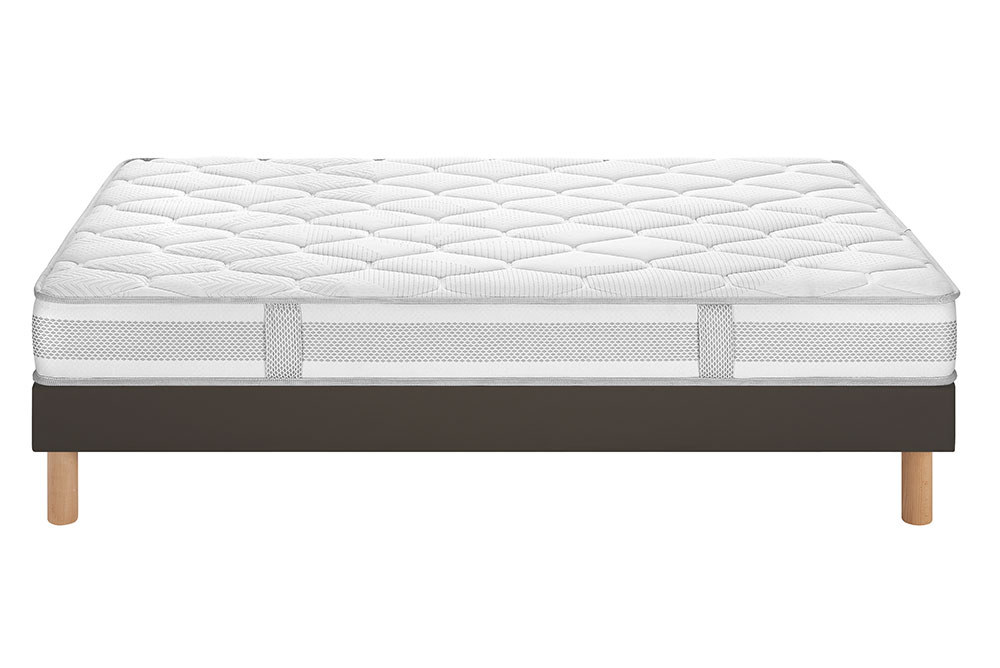 MODELE-MILIEU-DE-GAMME – Galeries Delgres